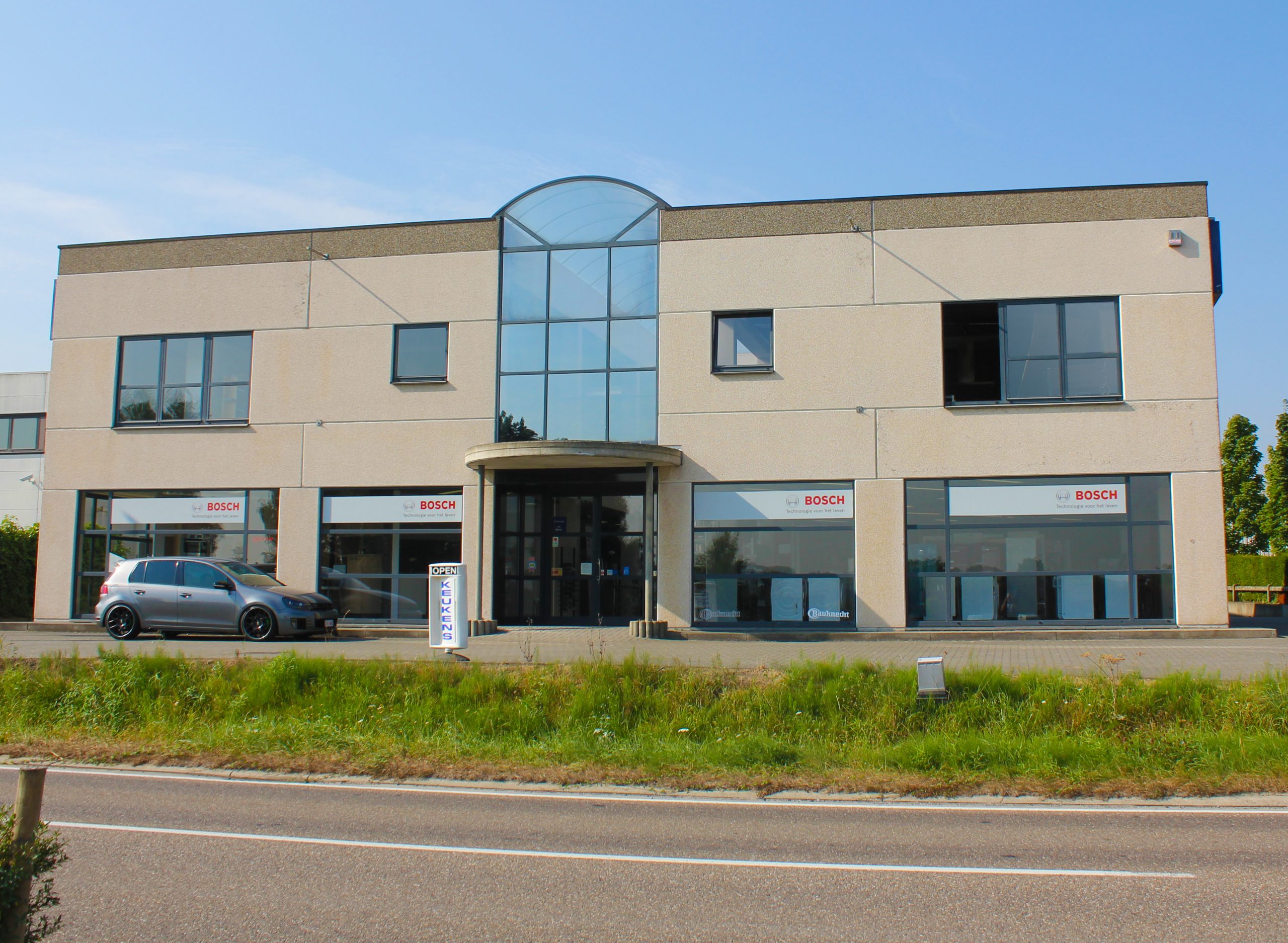 Koop lokaal en Belgisch en steun Keukens Michiels - WijKopenLokaal